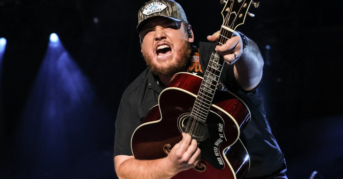 Luke Combs: Why Critics and Fans Love the Country Superstar