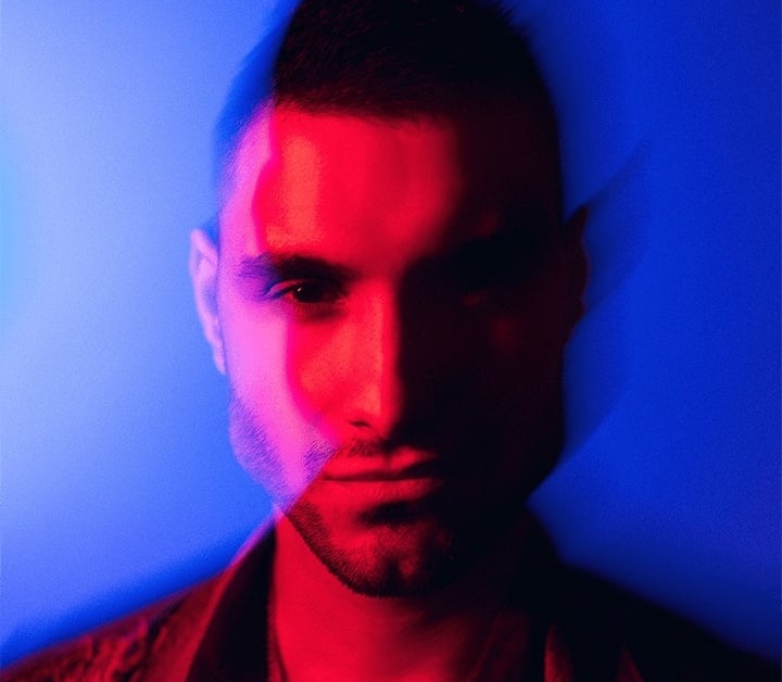 Emmanuel Kelly Releases New Single 'Right From the Very Start'