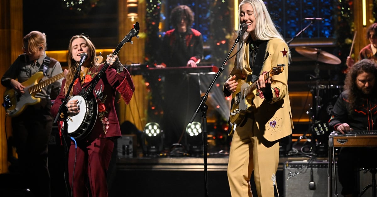 Julien Baker, Torres Team Up for 'Sugar in the Tank' on 'Fallon'