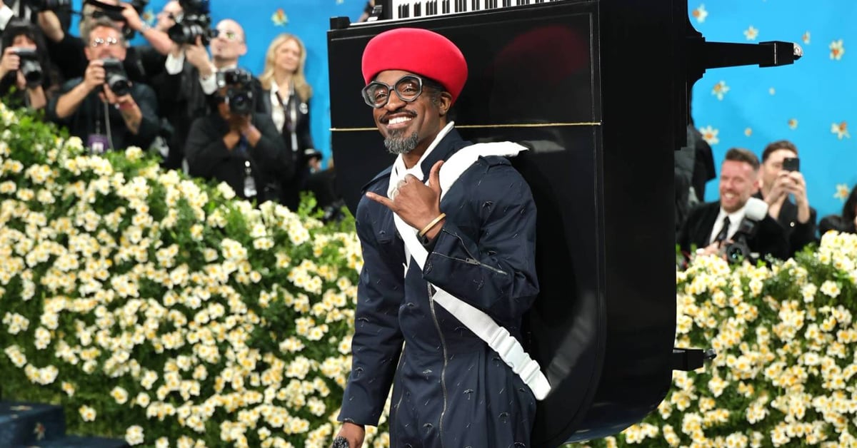 André 3000 Wears a Grand Piano to Met Gala