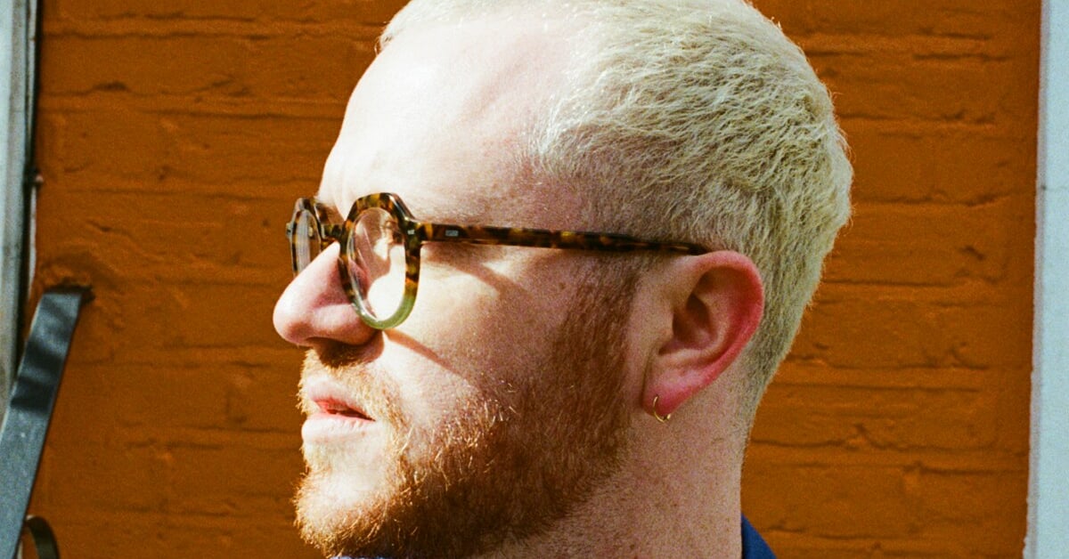 Sam Fischer Shares New Single 'Moonshine'