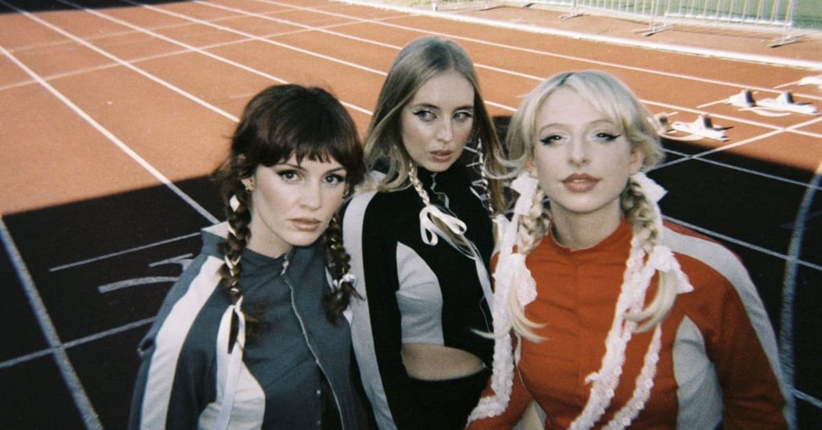 Blusher Announce New EP 'RACER'