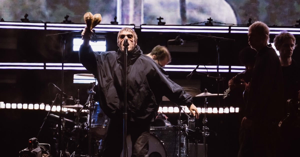 Oasis Release Live Clip From First Australia Tour Show
