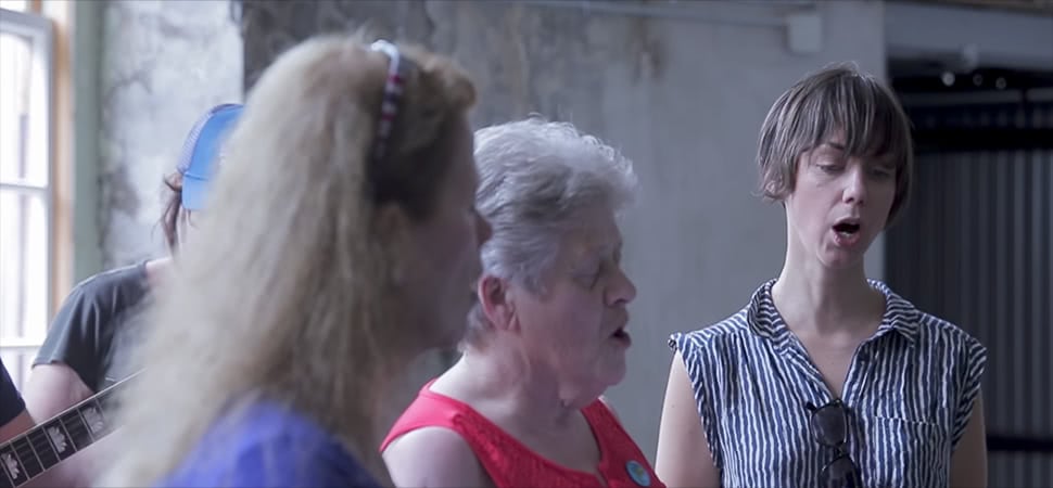 Watch footage of The Shaggs playing their first show in 19 years