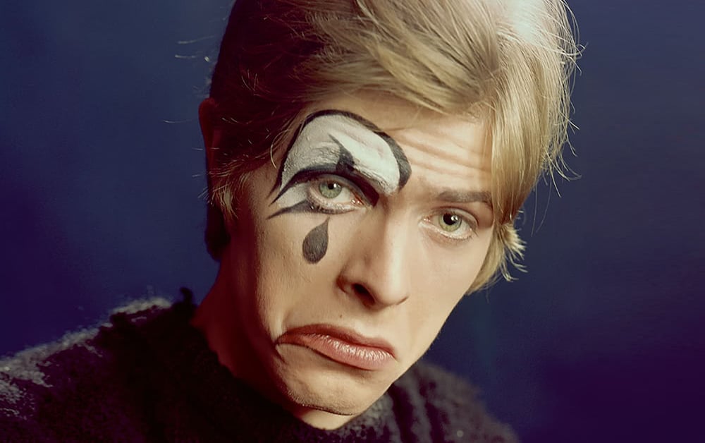 A treasure trove of pre-fame Bowie pics has been unearthed