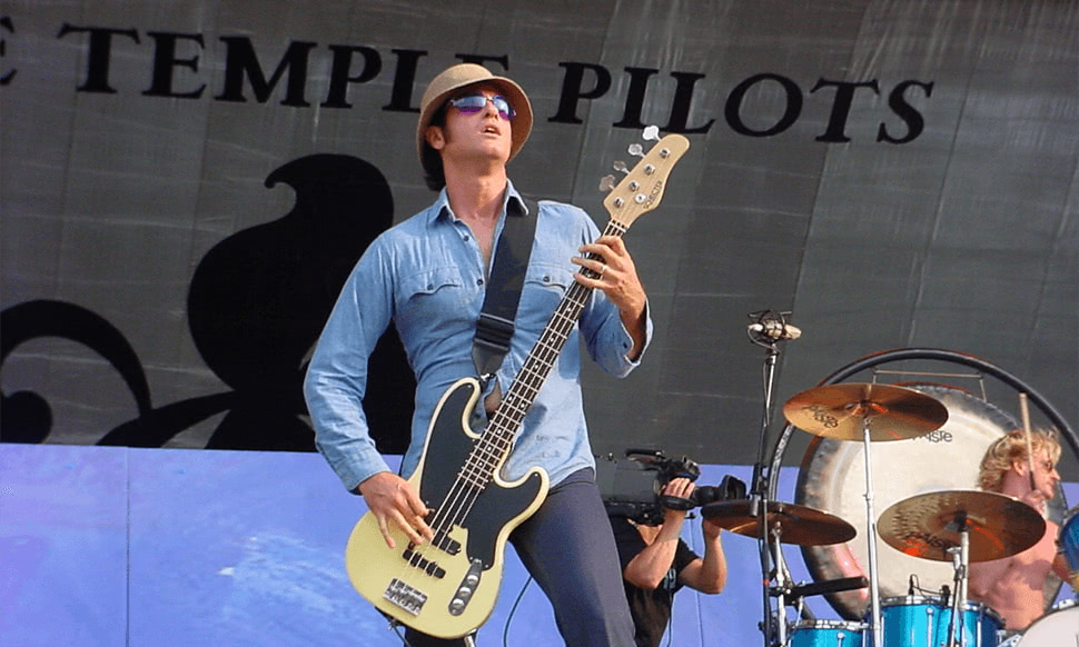Stone Temple Pilots have announced their first gig with new singer