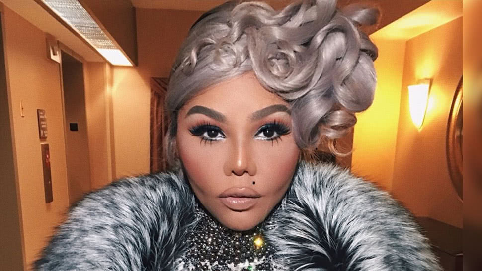 Lil' Kim has set the release date for her first new album in 14 years