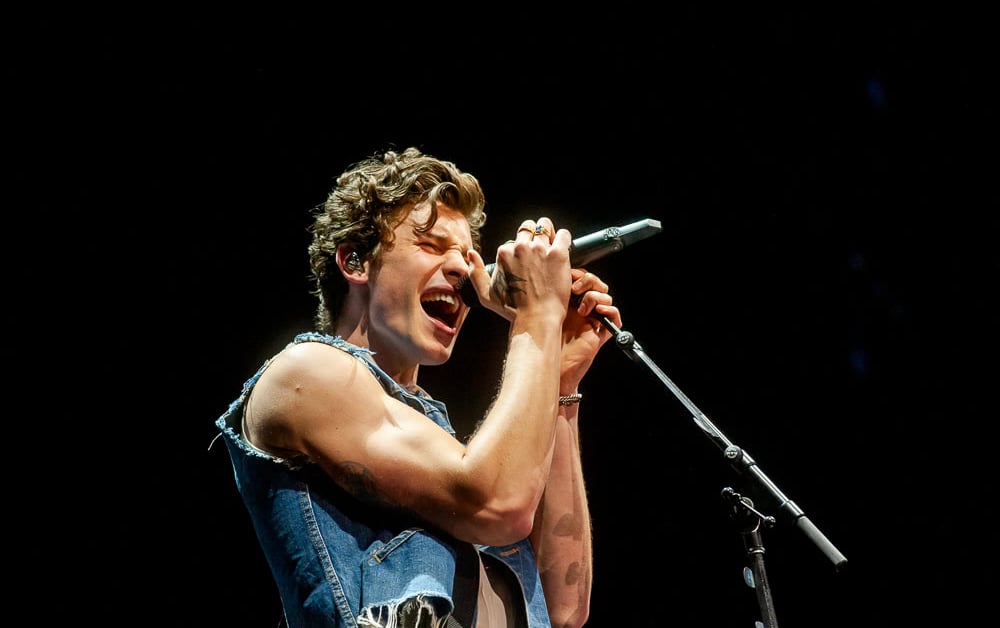 Shawn Mendes won over the crowd before even stepping on stage [LIVE REVIEW]