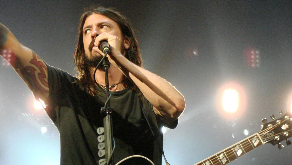 Dave Grohl Says He’s Fathered a Child 'Outside of His Marriage' Dave Grohl Says He’s Fathered a Child 'Outside of His Marriage'