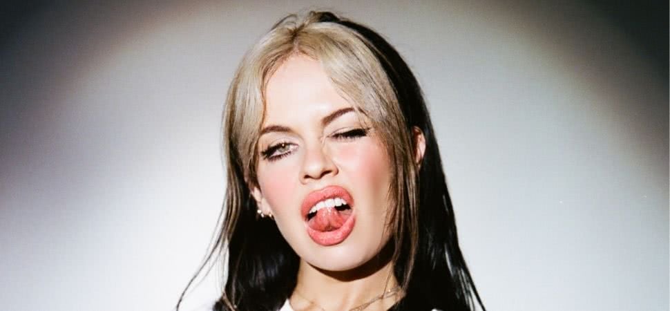 Get To Know: LA-based rock n roll artist Kelsy Karter | Tone Deaf