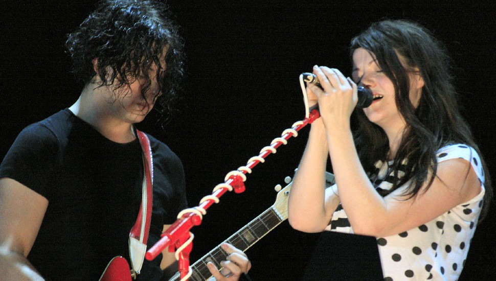 5 musical duos that had people confused if they were married or siblings