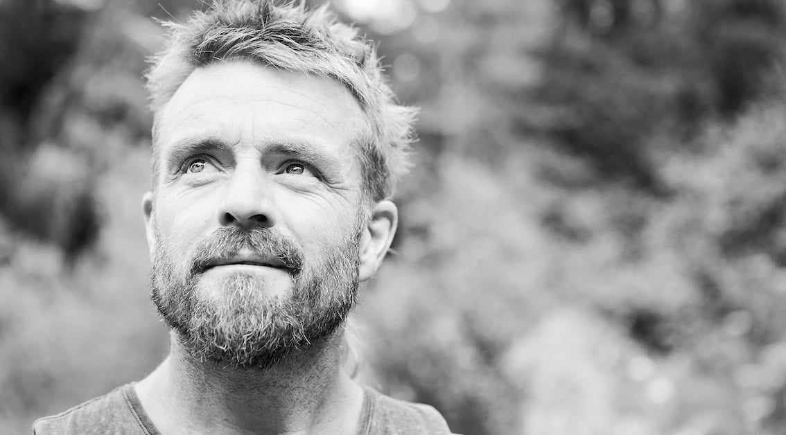 Xavier Rudd Shares Reflective New Single ‘Morning Birds’