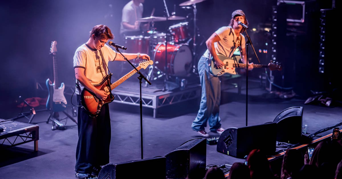 PHOTOS: Balu Brigada @ The Metro Theatre