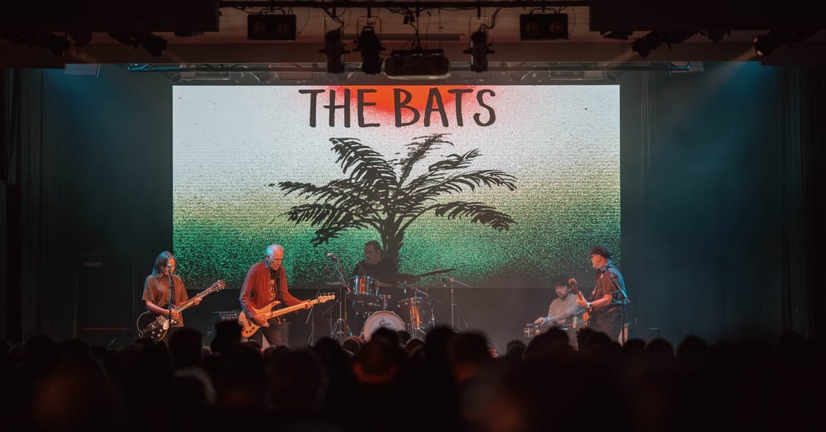 PHOTOS: The Bats @ The Factory Theatre