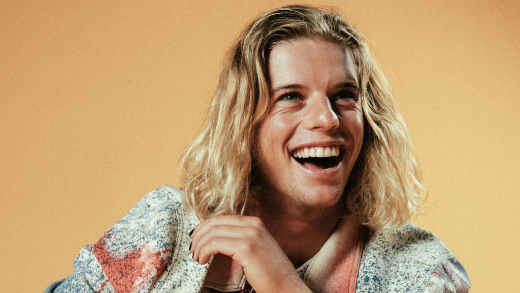 Alex Hayes launches label & signs global distribution deal with Ingrooves