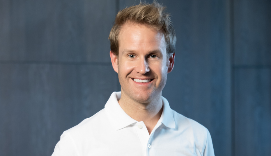 Warner Music Asia promotes Brayden Crossley