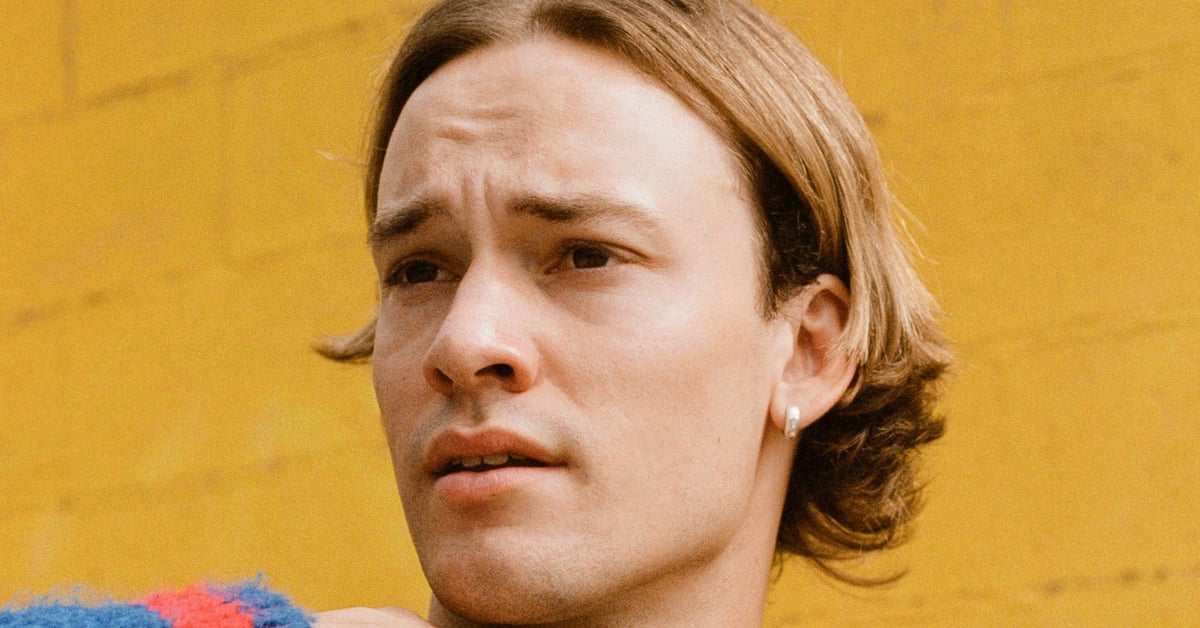 Logan Signs With Ivy League, FRNDS MGMT and Village Sounds