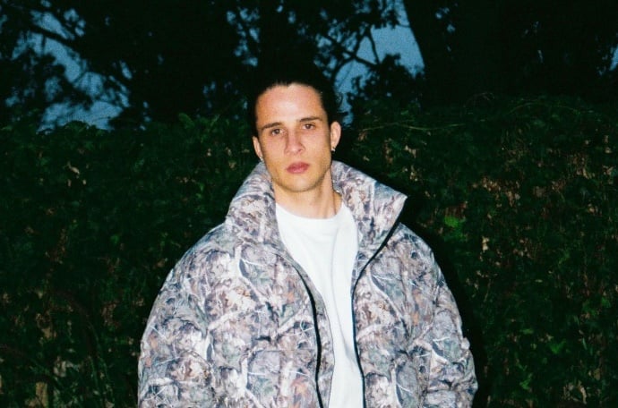 Db.music/Warner Music Australia Signs Jean.