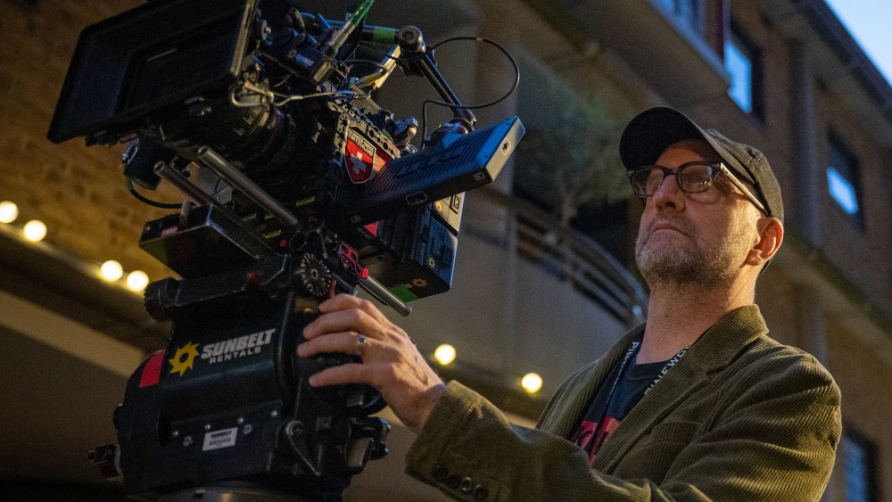 Steven Soderbergh on Directing 'Black Bag,' a Possible 'Contagion ...
