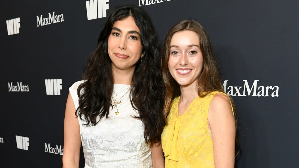 'KPop Demon Hunters' Duo to Write Tim Burton's 'Attack of the Fifty ...