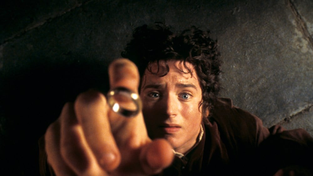 Elijah Wood 'Not Allowed to Confirm' Frodo's Return in 'The Hunt for ...