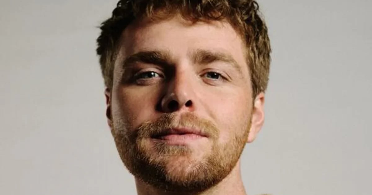 Alex Warren Is Bringing His Breakthrough Era Down Under