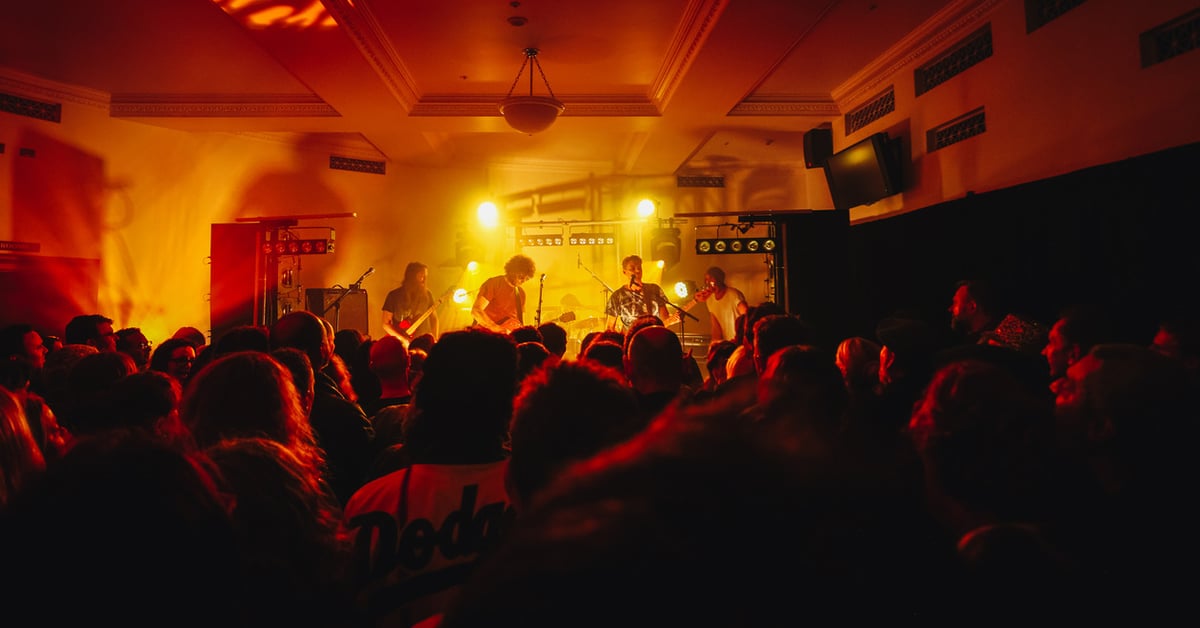 Voom Ponder Cosmic Connections on New Single 'Everyone'