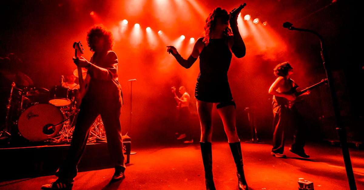 PHOTOS: MUNA @ The Metro Theatre