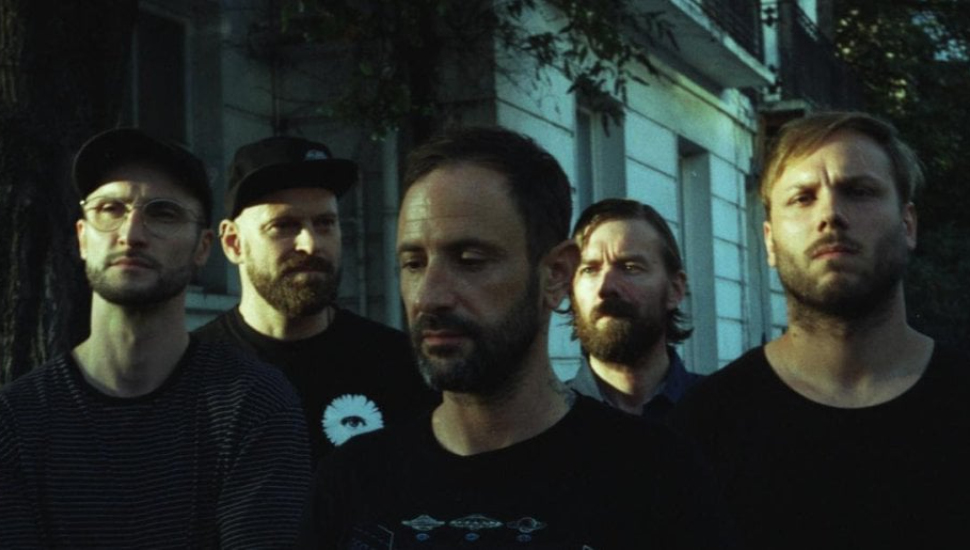 A Vaping Fan Brought an Auckland Metal Show to an End