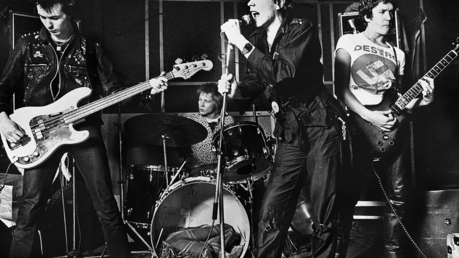 Sex Pistols’ Steve Jones on Punk’s Influence and the New Limited Series ...
