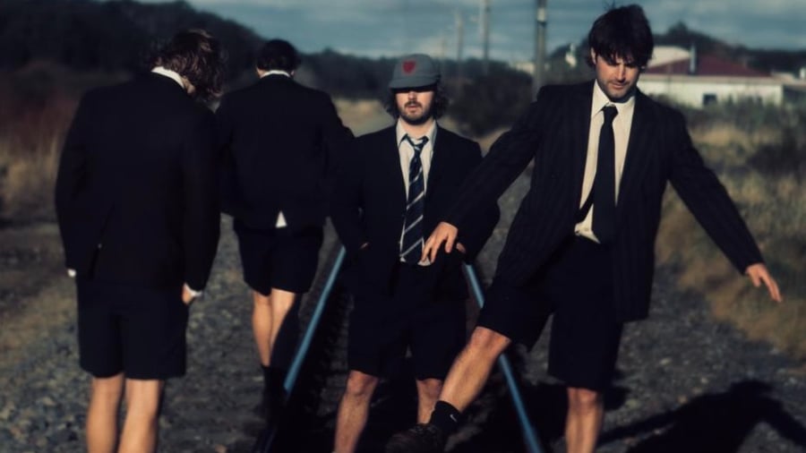 Daily J Fight the Monday Blues with New Single ‘Sunday Stitches’