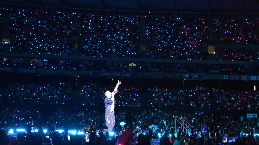 Coldplay Impress Melbourne Without Bass Player [Live Review]