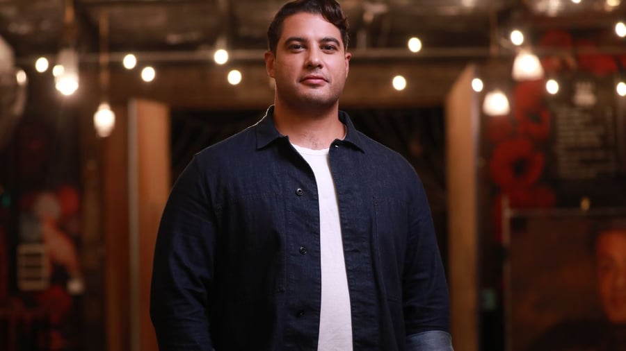 Marc Fennell Explores The Rise and Fall of Guvera