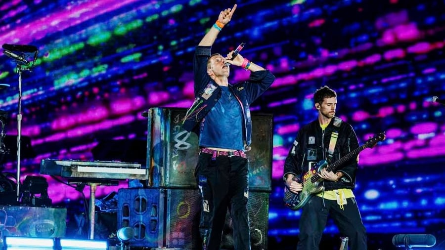 Coldplay Delay, Play on as Sydney Concert Drenched