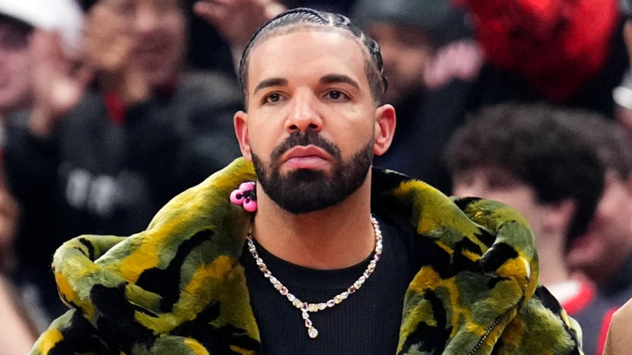 Drake Calls Steve Lacy a 'Fragile Opp,' Takes a Jab at The Weeknd on ...