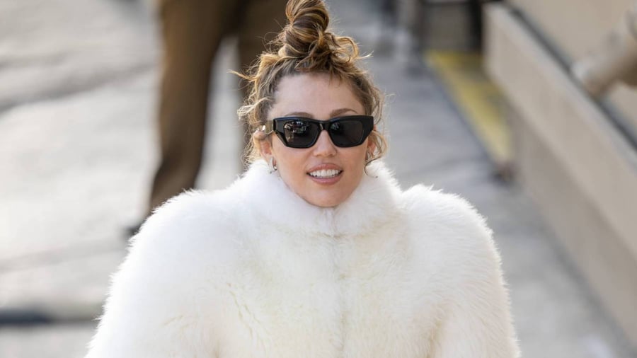Miley Cyrus Says LP After 'Something Beautiful' To Be 'Extremely ...
